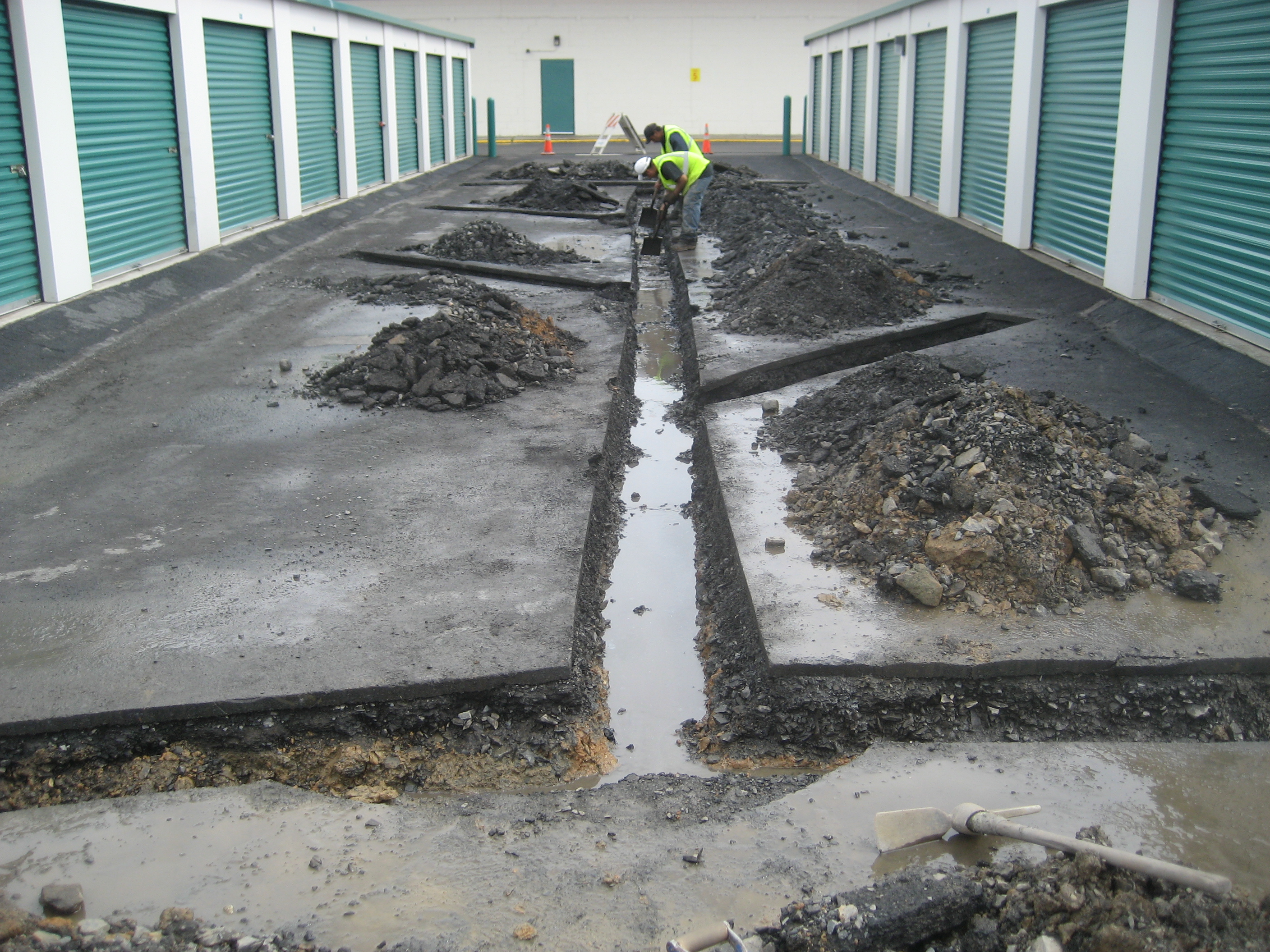 Benefits of using drainage tile / parking lot underdrain