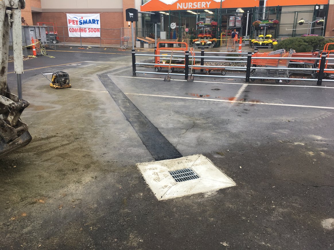 💧 How to Fix Standing Water in Your Parking Lot (Without Tearing It Up)